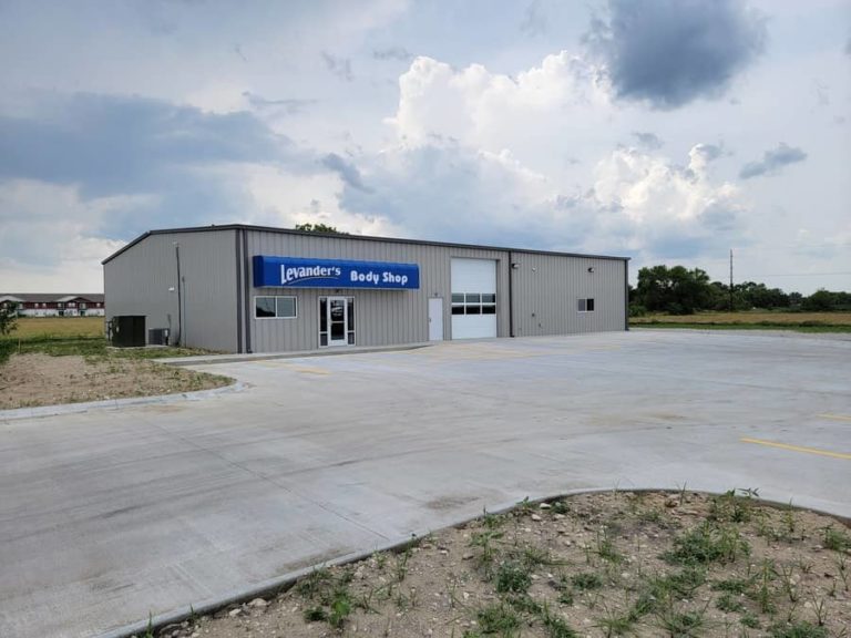 Home - Levander Auto & Body Shop